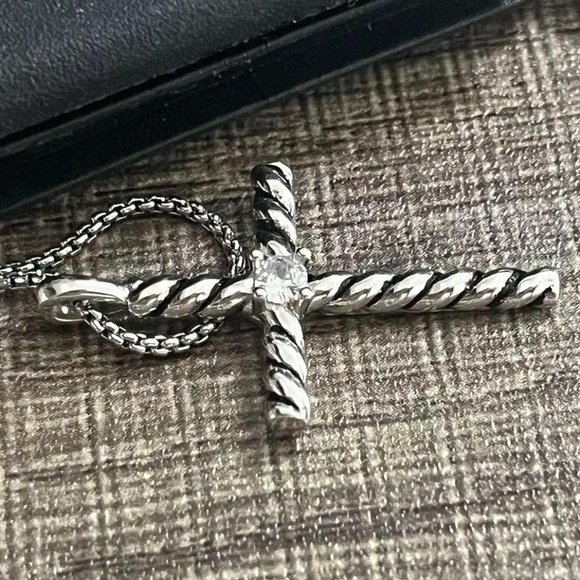 David Yurman | Jewelry | David Yurman Cross Center Diamond Necklace ...